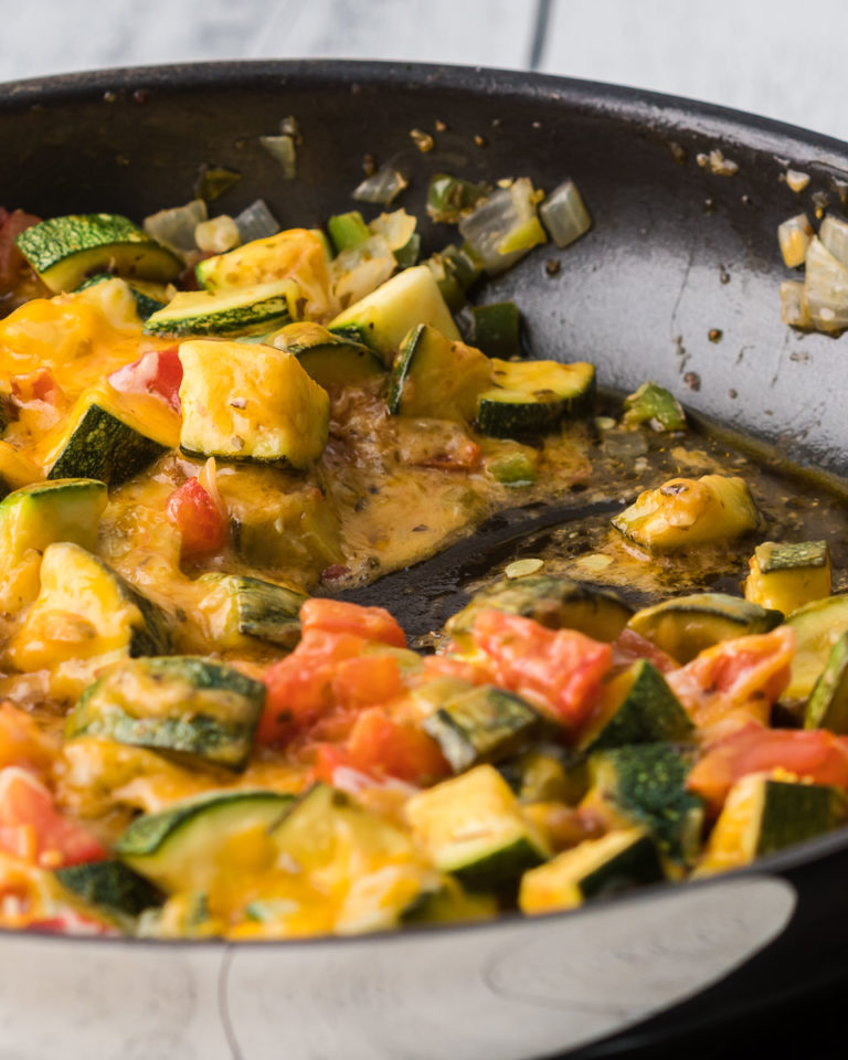 Mexican squash with cheese • We Count Carbs